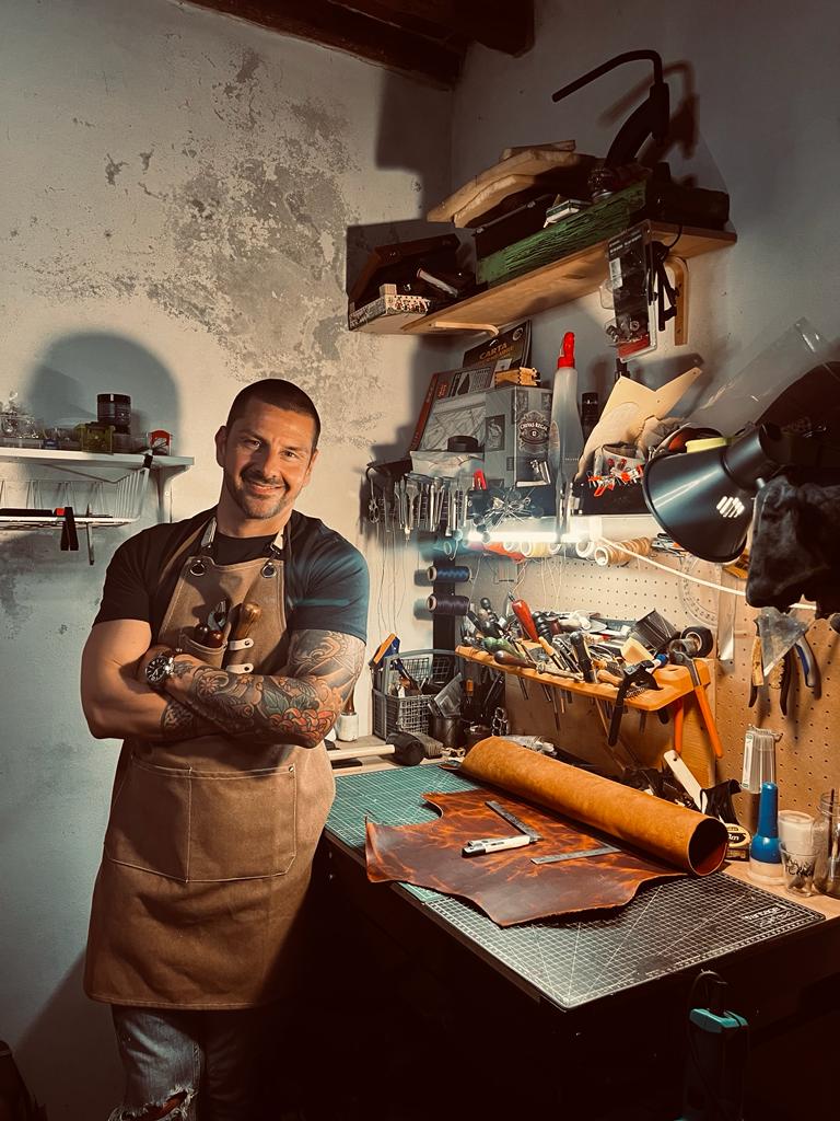 DasLeather – Handcrafted leather goods